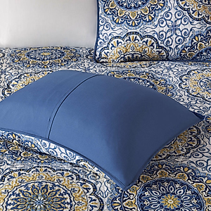 Madison Park Tangiers Quilt Modern Classic Design All Season, Breathable Coverlet Lightweight Bedding Set, Matching Shams, Decorative Pillow, King/Cal King(104"x94"), Circle Blue 6 Piece