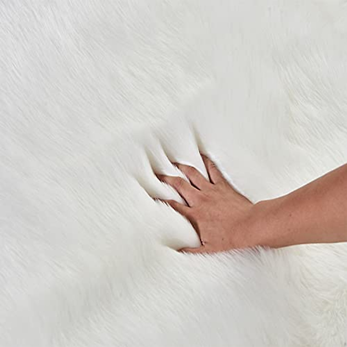 CKLZSAY White Faux Fur Sheepskin Rug Super Soft Fluffy Plush Rug Bedroom Floor Room Sofa Cushion Living Room Runners Bedside Rugs (2×6 ft Sheepskin White)