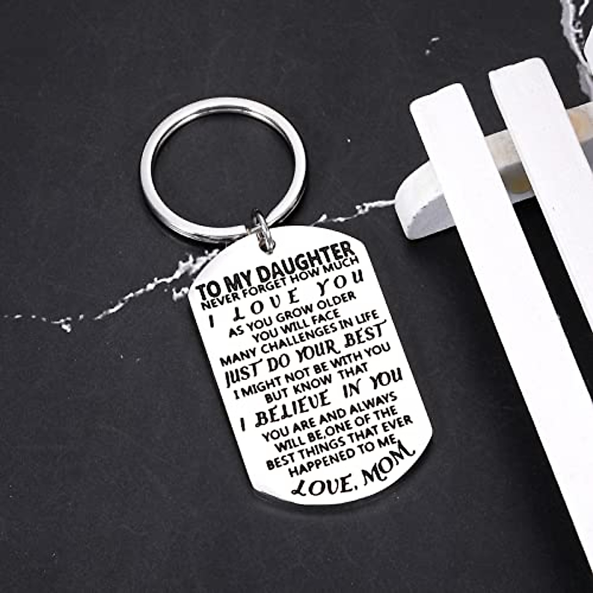 Inspirational Birthday Back to School Gifts Keychain for Women Teenage Girls Daughter Gifts from Mom Stocking Stuffers for Teens Her Adult Women Christmas Birthday Coming of Age Gradation Wedding Gift