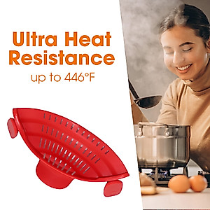 Cheer Collection Silicone Clip on Pot Strainer, Heat-resistant Snap-On Strainer for Pasta, Noodles, Rice, Meats and Vegetables, Red