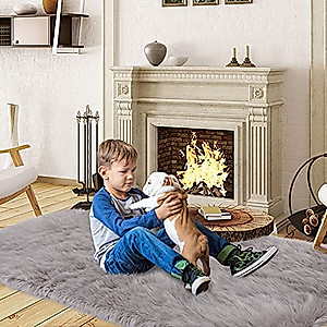 CAROMIO Shaggy Soft Faux Sheepskin Fur Area Rugs Floor Mat Luxury Beside Carpet Decorative Plush Shag Furry Carpet for Bedroom Living Room Floor, Grey, 4 x 6 Feet, Rectangle