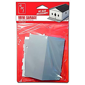 AMT Mini Garage Snap 1:64 Scale Model Kit