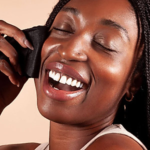 BLAQ Activated Charcoal Face Wipes - Dual Sided Charcoal Facial Cleansing Cloths - Makeup Remover, Exfoliating AHA boosted, Pore Cleansing for Acne Prone Skin - Travel Size Face Wash Cloth - 25 pcs