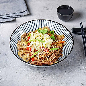 QINLANG 38 oz Japanese Ramen Bowls, Cereal Bowls, Soup Bowls, Pho Bowls, Noodle Bowls, Blue and White Ceramic Bowls Set of 4, 8 inches