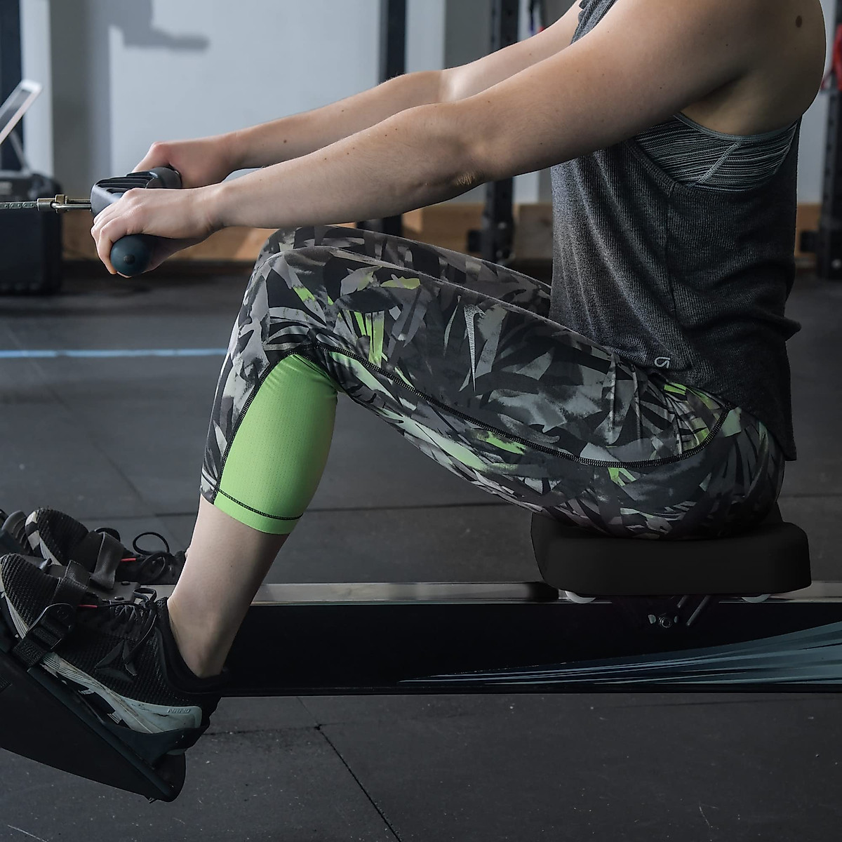 Vapor Fitness Silicone Seat Cover Design for Concept 2 Rowing Machine Seat (Black)