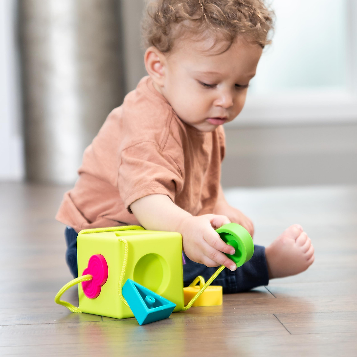 Fat Brain Toys OombeeCube - Travel-Friendly Shape-Sorter for Babies & Toddlers