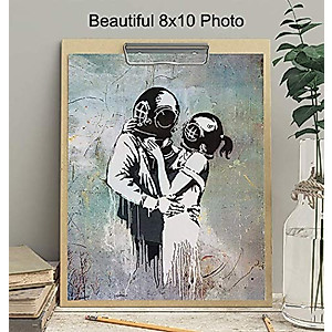 Banksy Diver Lovers Graffiti Picture - 8x10 Photo - Chic Decor for Beach House, Lake Home, Dorm - Cool Street Art Gift - Unframed Poster Print