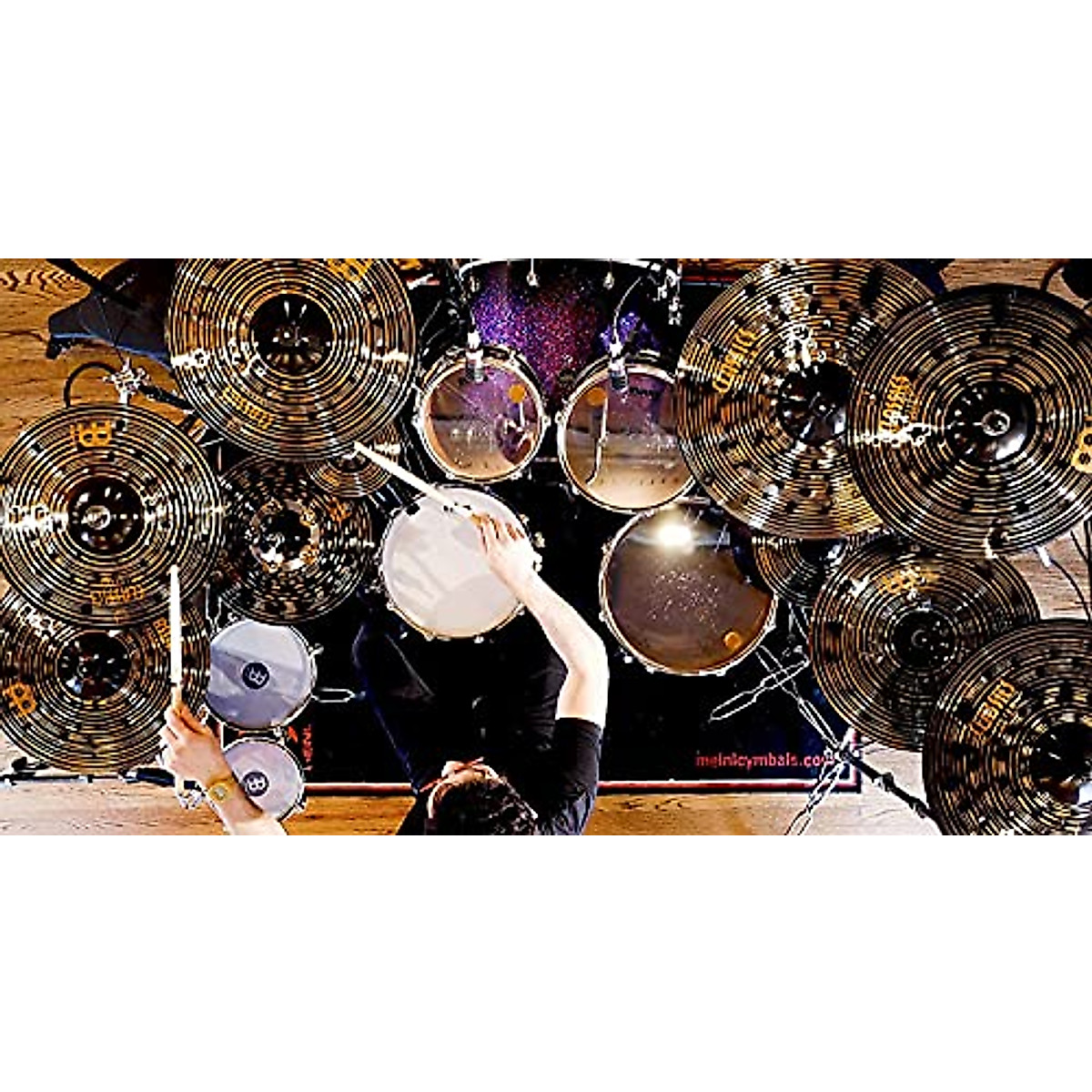 Meinl Cymbals Classics Custom Heavy Dark 18" Big Bell Ride Cymbal for Drum Set — Made in Germany — B12 Bronze, 2-Year Warranty, (CC18HBBDAR)