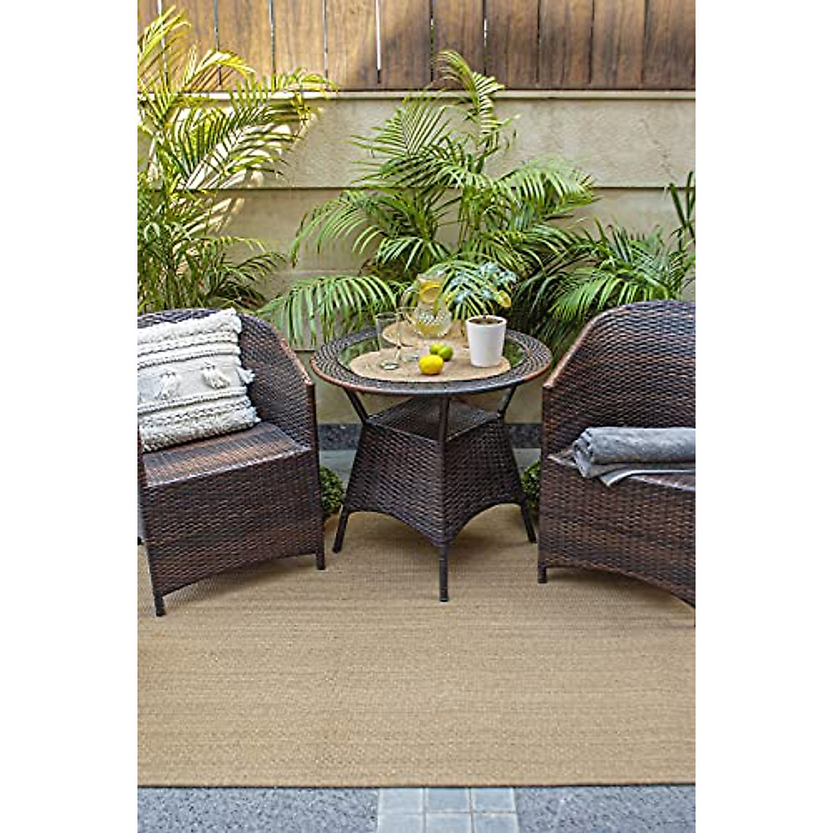 Chardin home – Oceanside Rug – 100% Recycled Polyester Indoor/Outdoor 5x7 feet Area Rug. Color: Golden Brown/Beige.
