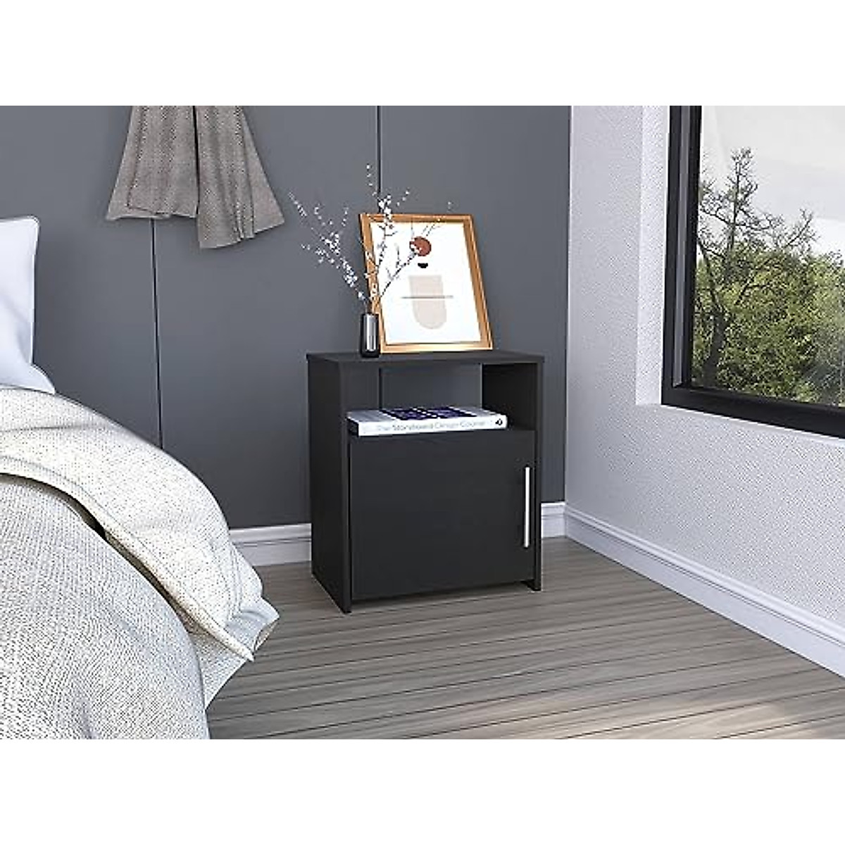 Epinki Nightstand, One Shelf, Single Door Cabinet, Metal Handle -Black, Wood, Bedside Table for Bedroom
