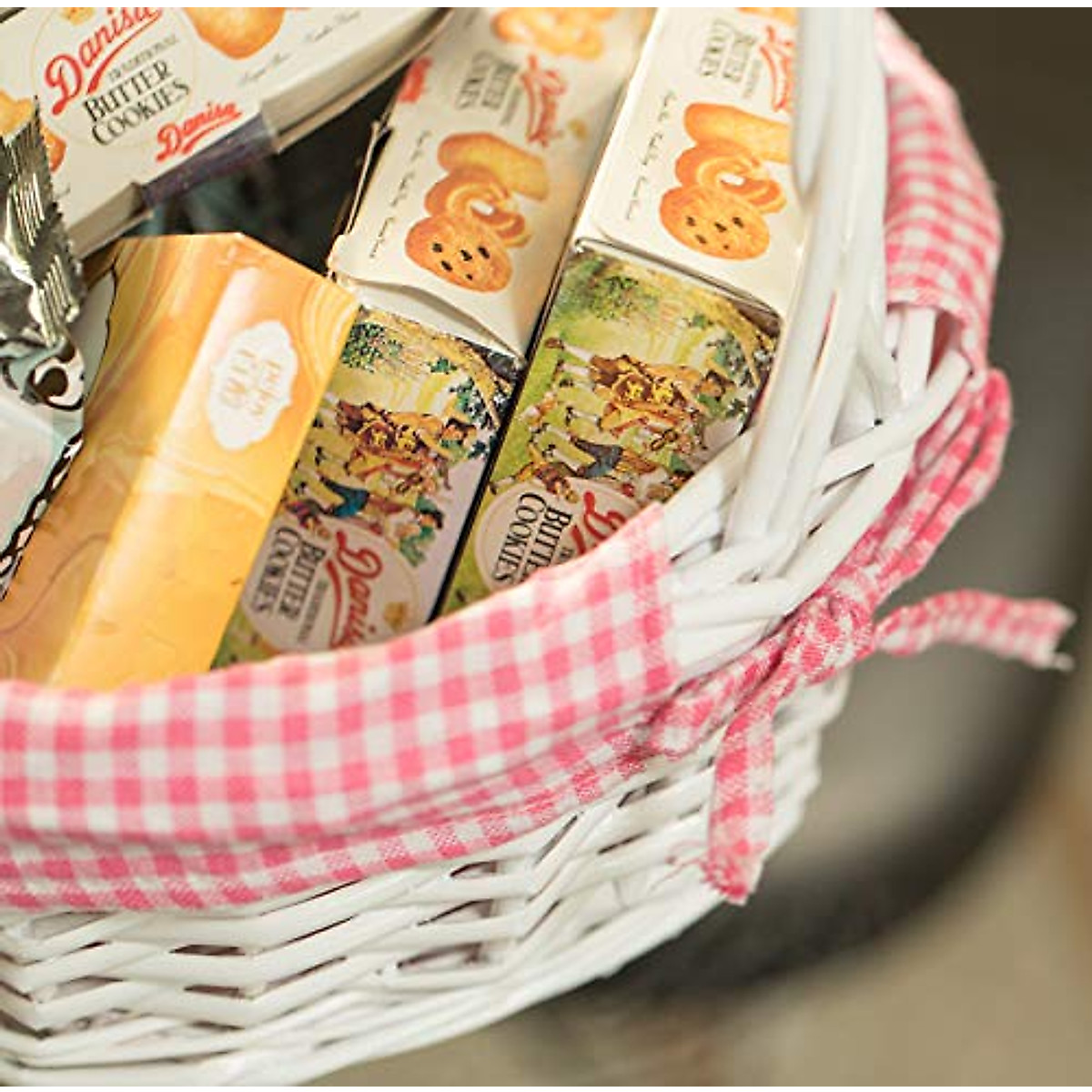 White Round Willow Gift Basket, with Pink Gingham Liner and Handle- Small