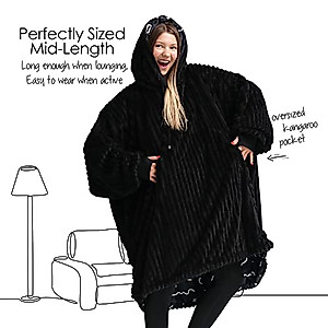 Wearable Blanket Hoodie Women and Men, Reversible Plush Microfiber Hooded Blanket Adult, Oversized Sweatshirt Blanket One Size Fits All, Warm and Cozy Hoodie Blanket - Black/Scribble