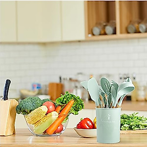 SHUNIKING Kitchen Silicone Utensil Set,12 Pcs Non-Stick Cooking Utensils With Wood Handles,Kitchen Spatula Cookware Set for High Heat Resistant Gadgets (Green) (Kitchenware-1)