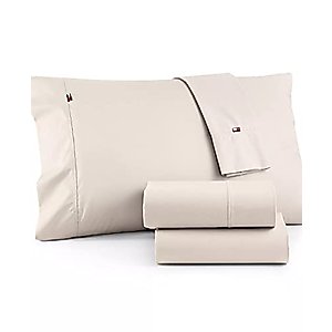 Tommy Hilfiger Signature Solid Sheeting 200 TC Set of 4 Sheet Set - 1 Flat Sheet , 1 Fitted Sheet & 2 Pillowcases, Queen Size, 100% Cotton (Marsh Mellow)