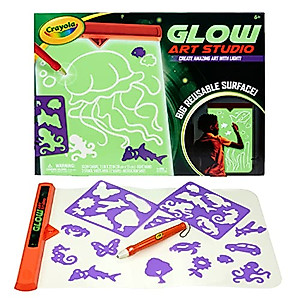 Crayola Glow Art Studio, Glow in The Dark Toys, Kids Gifts for Girls and Boys, Ages 6, 7, 8, 9