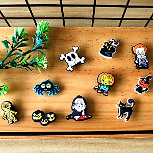 Halloween Shoe Charms 45 PCS Horror Charms,Horror Movie Charms,Scary Charms Gifts,Pumpkin,Michael Myers,Gothic,Witch，Teens/Childs Accessories Charms