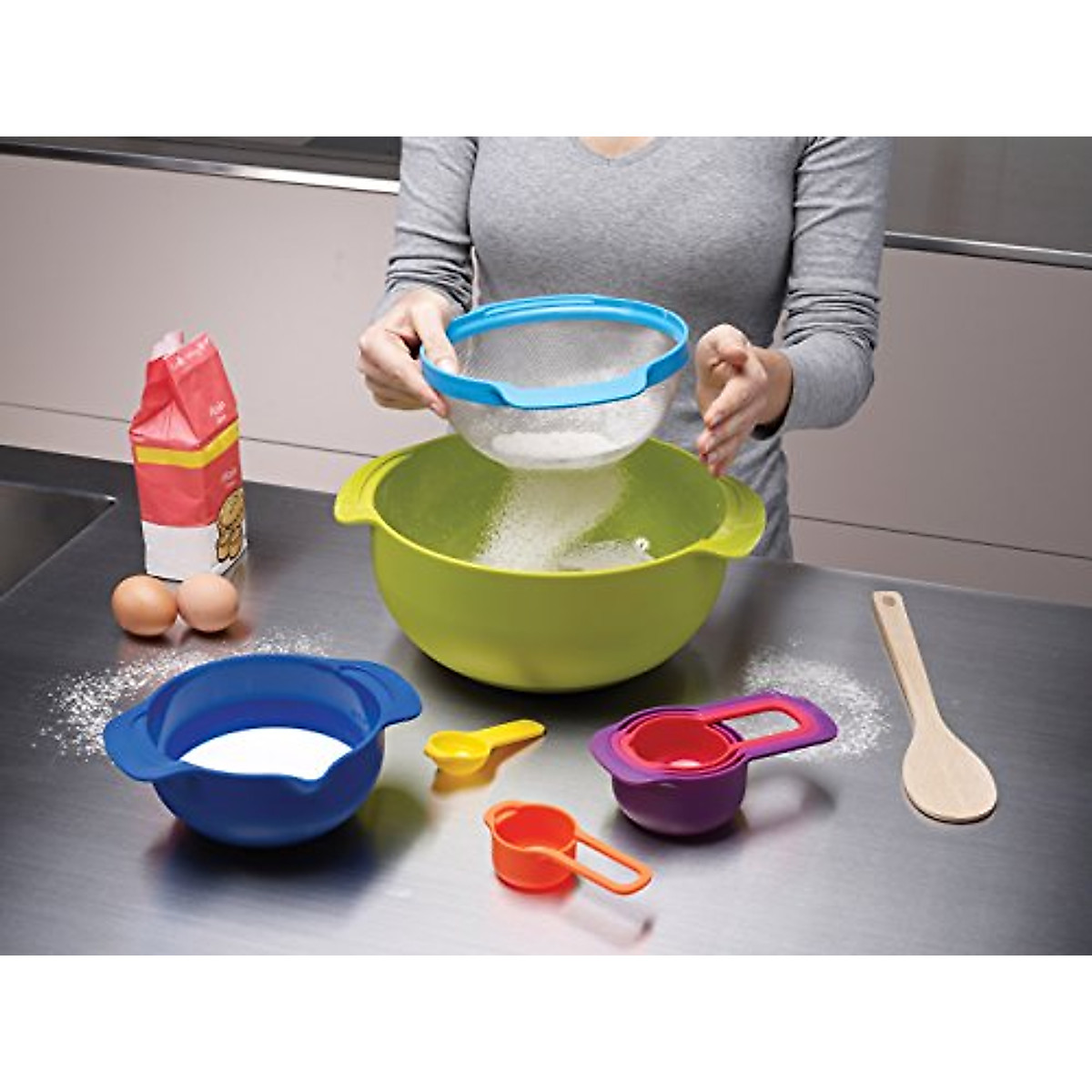 Joseph Joseph Nest 9 Plus, 9 Piece Compact Food Preparation Set with Mixing Bowls, Measuring cups, Sieve and Colander, MultiColor