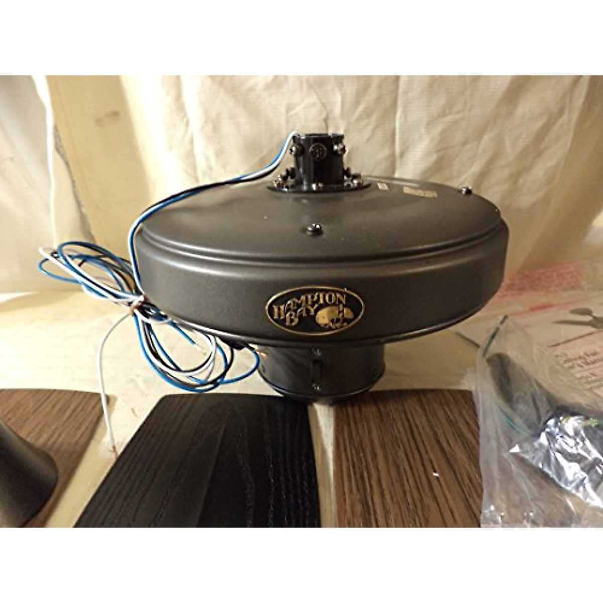 Hampton Bay YG187-NI 233 967 Indoor/Outdoor Natural Iron Ceiling Fan