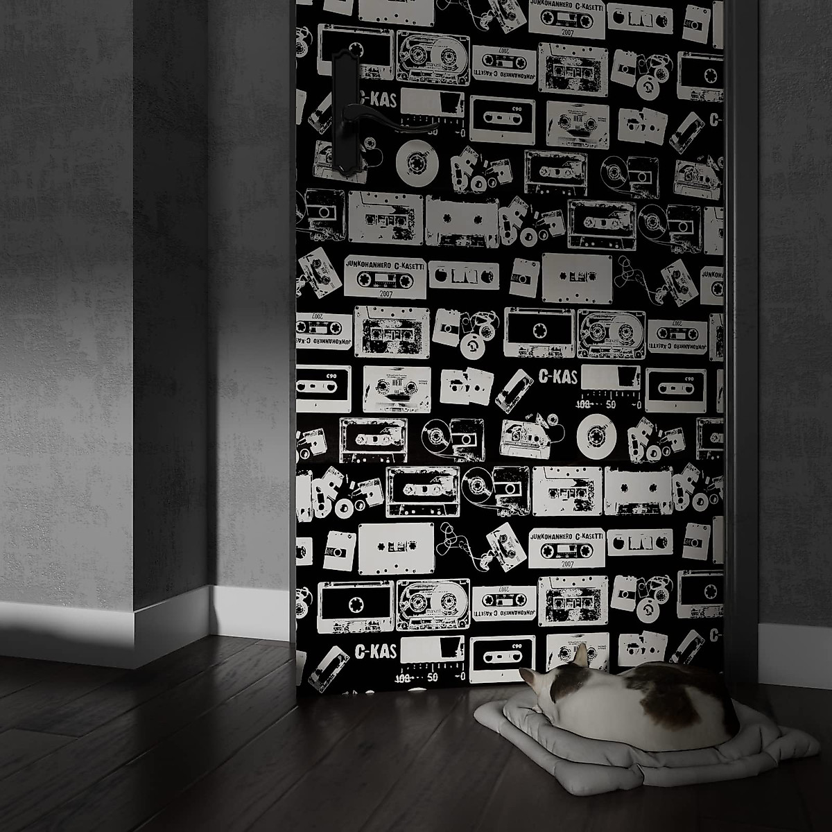 HelloWall 17.71"x78.7" Vintage Wallpaper Peel and Stick Vintage Black and White Wallpaper for Bathroom Waterproof Videotape Self Adhesive Wallpaper Roll Retro Removable Contact Paper Adorn Bookcase