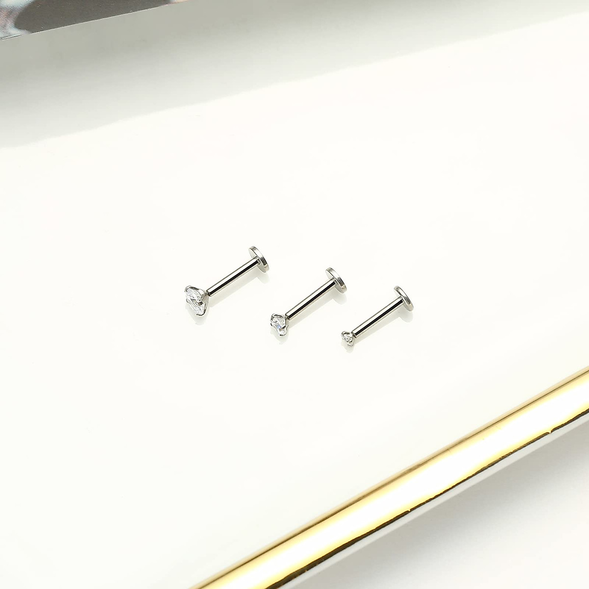 Implant Grade G23 Titanium Lip Studs 2mm 3mm 4mm 3Pcs Cubic ZirconiaBall Labret Monroe Lip Rings Set 16G 8mm10mm Helix Nail Cartilage Tragus Threadless Pushin Flat Back Nose Stud Ring Earring