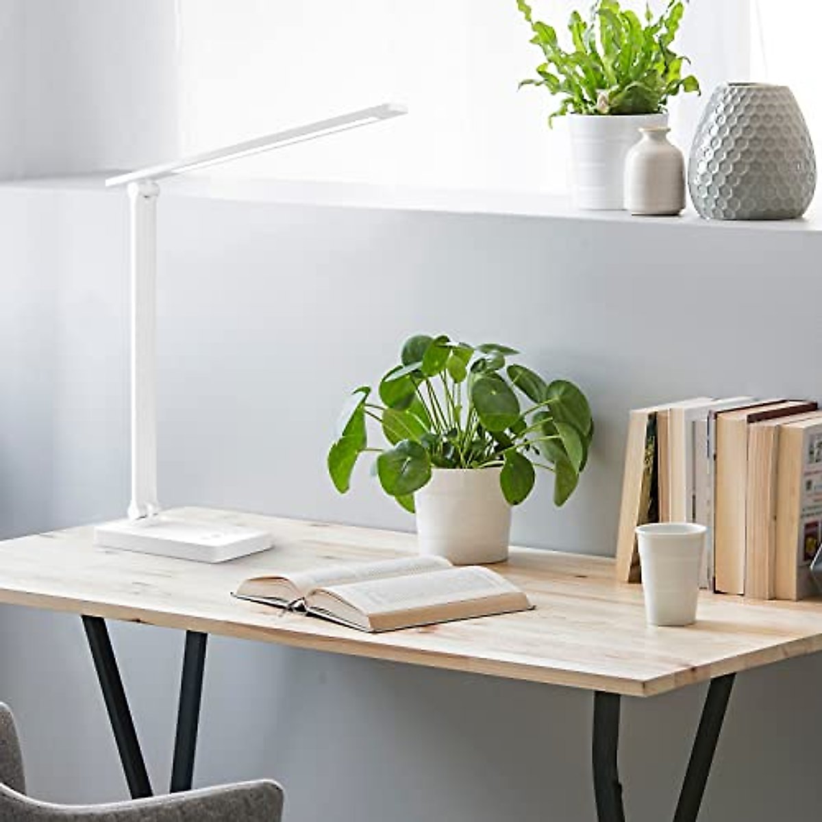 Lepro LED Desk Lamp, Metal Desk Light 9W 550lm, Dimmable Home Office Desktop Lamp Touch Control, 3 Color Modes, 5-Level Dimmer, Eye Caring Task Lamp for Study, Reading, Crafting, Sewing, Computer Work