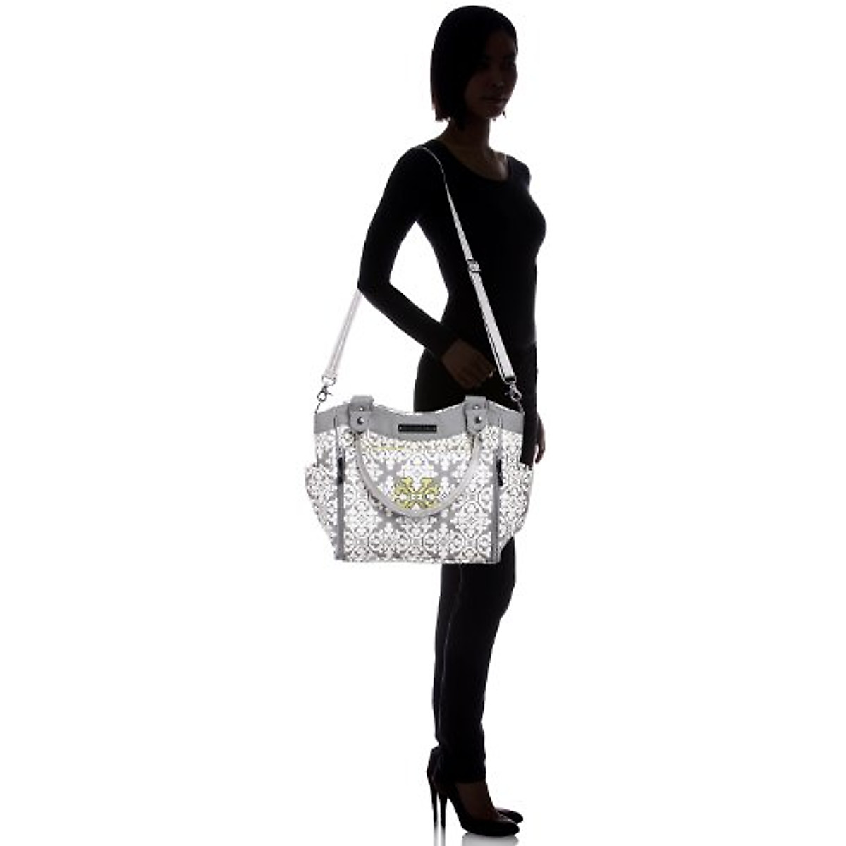 Petunia Pickle Bottom City Carryall Diaper Bag in Breakfast in Berkshire