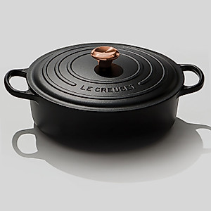 Le Creuset Signature 6.75-quart Round Wide Dutch Oven with Copper Knob (Licorice)