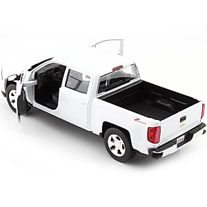 Motormax 2017 Chevy Silverado 1500 LT Z71 Crew Cab Pickup Truck 1/24 Scale Diecast Model Car White