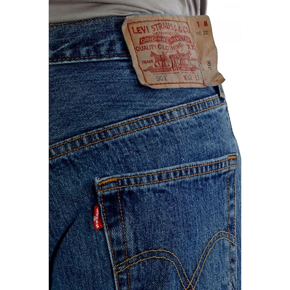 Levi's Men's 501 Original Fit Jeans (Also Available in Big & Tall), Medium Stonewash, 33W x 30L