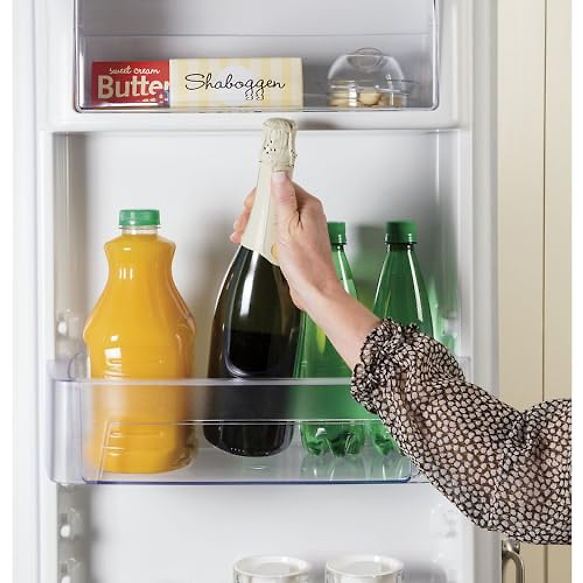 GE GSS25IYNFS 36" Side by Side Refrigerator with 25.14 cu. ft. Total Capacity Showcase LED Lighting and Hidden Hinge in Stainless Steel