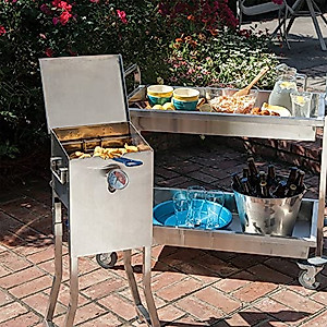 Bayou Classic 700-725 2.5-gal Stainless Bayou Fryer Freestanding or Table Top Includes Stainless Mesh Basket Fry Thermometer Drain Valve High Pressure Regulator w/ 48-in Stainless Braided LPG Hose