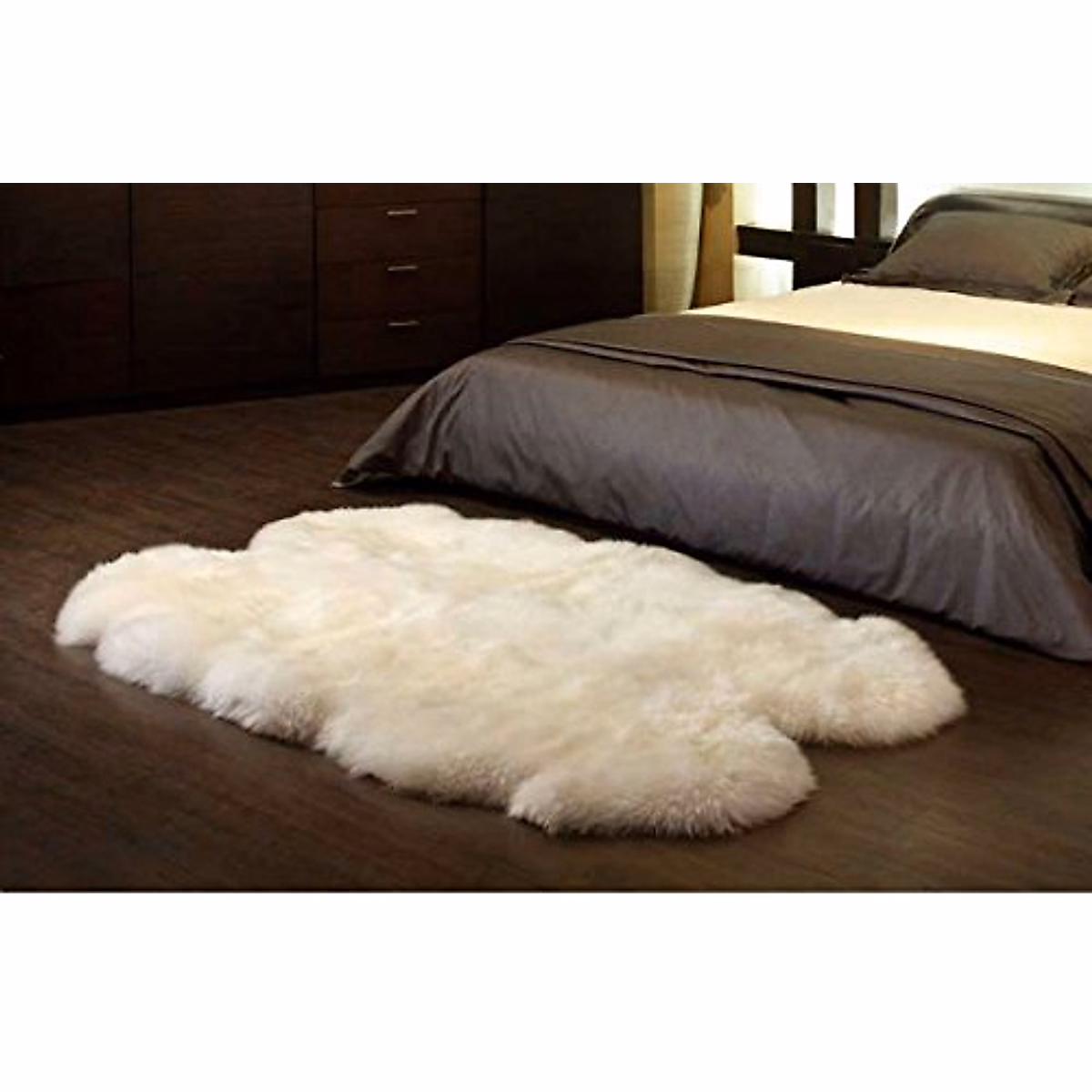 Windward Natural Sheepskin Plush Area Rug Bright White Color Approx 73"x43" Extra Soft Touch of Luxury