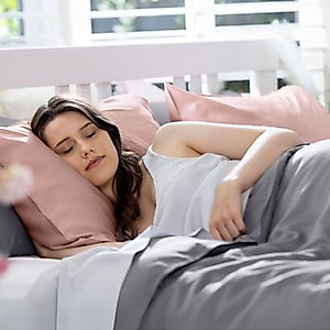 Olive + Crate Tencel Eucalyptus Pillowcases - 100% Tencel Lyocell Cooling Pillow Cases for Hot Sleepers - Hypoallergenic, Moisture-Wicking, Silk Alternative, Vegan - King Size Set of 2 [Eucalyptus]