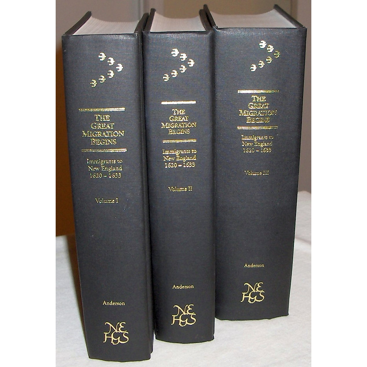 THE GREAT MIGRATION BEGINS: IMMIGRANTS TO NEW ENGLAND, 1620-1633: VOL. I: A - F + VOL. II: G - O + VOL. III: P - W. 3 vols.
