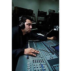 Tascam TH-02 Closed Back Studio Headphones, Black