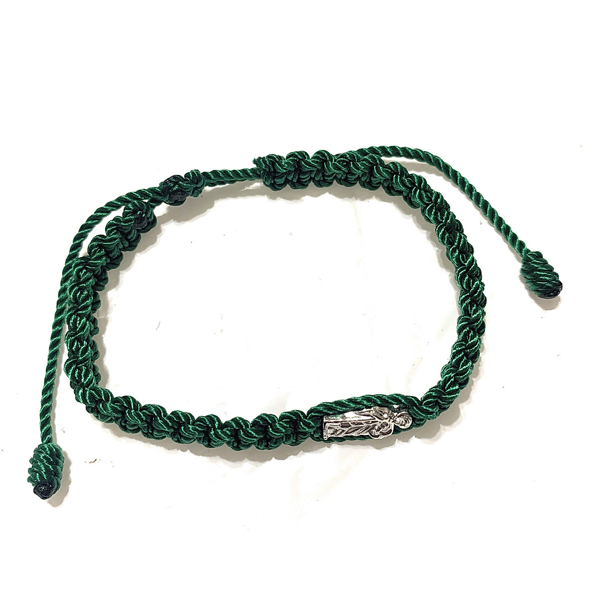 Chavarrieta Red Saint Jude Thaddeus Thread Bracelet Pulsera Roja de hilo de San Judas Tadeo