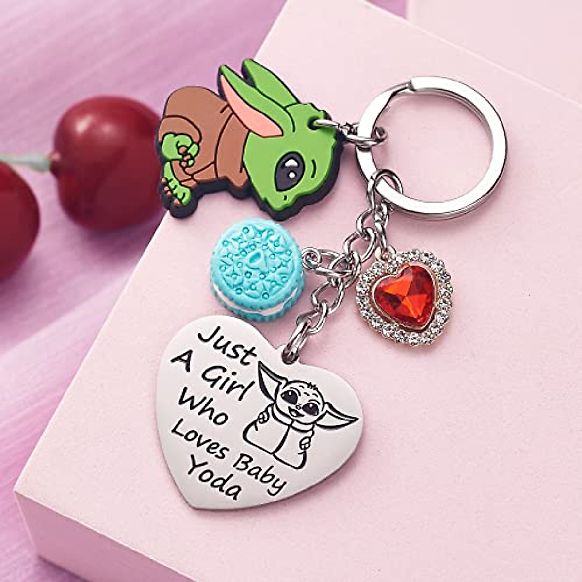 Melix Home Baby Yo-da Gifts Cute Mandalorian Keychain Gift For Daughter Teen Girls Yo-da Stuff Heart Keychains Birthday Present