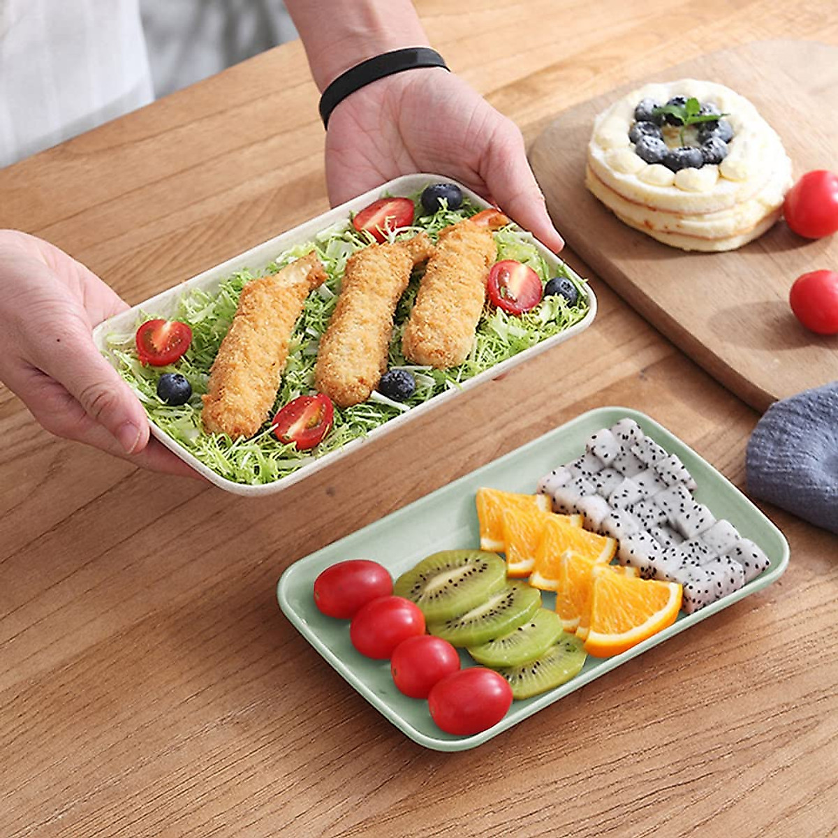 Roucerlin 4 Pack Unbreakable Wheat Straw Plates, Durable Lightweight Cake Plate, Small Reusable Snack Plate for Fruits, Pasta, Salad, Dessert, Dishes, Sushi (8.3in, Green)