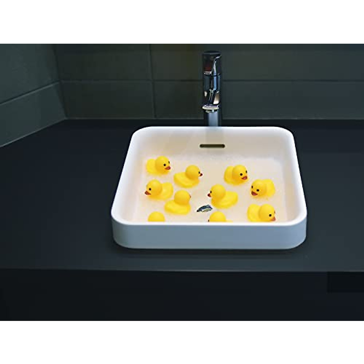 CICITOYWO Yellow Rubber Ducks, 10pcs Preschool Bath Toys Bathtub Floating Squeaky Duckies Gift for Baby Shower Infants Kids Toddler Party Decoration