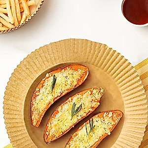 Diyishan 100Pcs Air Fryer Disposable Paper Liner, Non-Stick Air Fryer Liners, Baking Paper for Air Fryer Oil-proof, Water-proof, Food-Grade Parchment for Baking Roasting Microwave