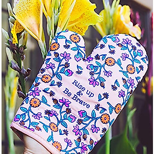 Rise Up and Be Brave Oven Mitt Empowerment Motivational Message Kitchen Glove Funny Graphic Kitchenwear Funny Motivational Novelty Cookware White Oven Mitt