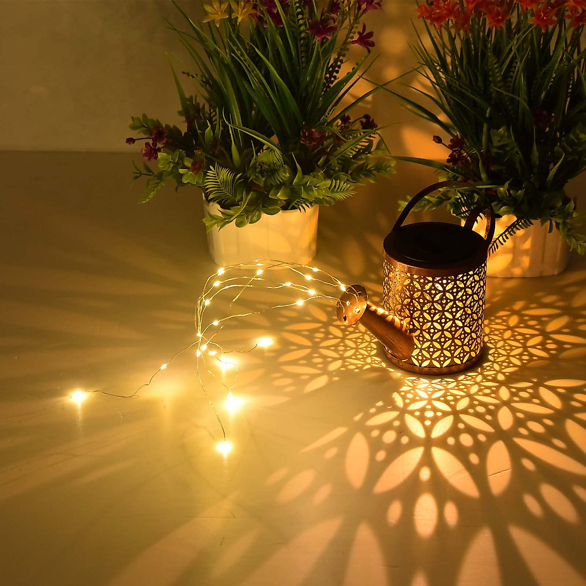 Solar Watering can with Garden Decor Lights,Retro Waterproof Copper Solar Twinkle Lights for Outdoor,Pathway,Yard, Deck,Patio,Walkway,Lawn,Courtyard Party Art Decorations(Large)