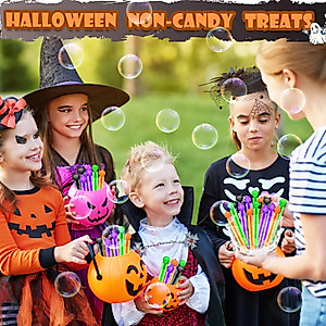 Leetous Halloween Basket Goodie Bag Stuffer Fillers for Kids 32 PCS, Mini Bubble Wands Party Favors Supplies for Toddlers, Small Halloween Non Candy Treats Toys Gifts Classroom Prizes for Boys Girls