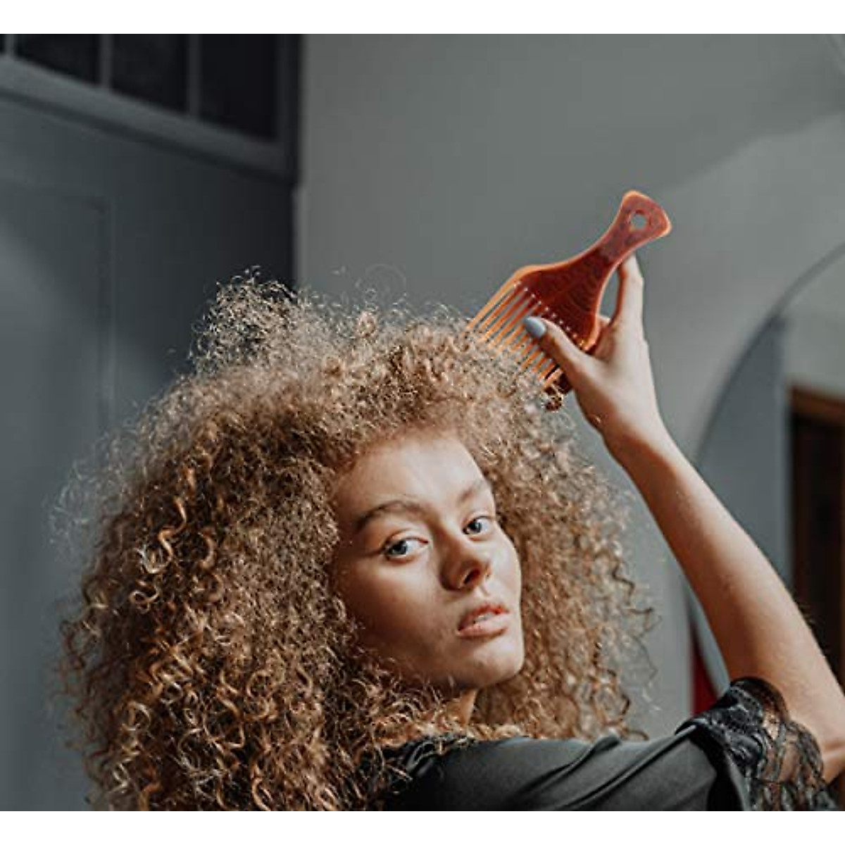 Beomeen Hair Pick Comb for Curly Hair, 2 Pack Smooth Afro Comb Lift Detangle Hair Comb Hair Picks for Men No Frizz Wide Tooth Comb Hair Styling Tool