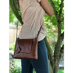 LaGaksta Isabella Italian Leather Crossbody Bag Brown