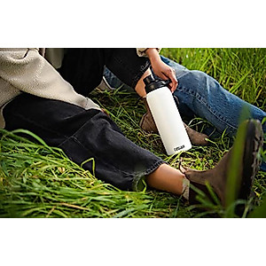 CamelBak Chute Mag Vacuum Insulated Stainless Steel Water Bottle - 25oz, Coastal