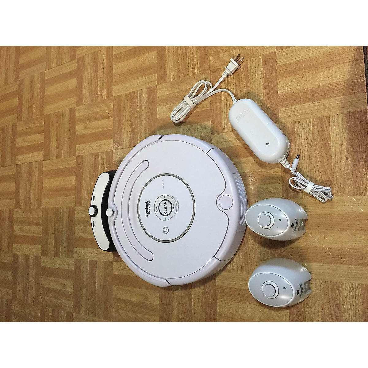 iRobot 530 Roomba Vacuuming Robot, White