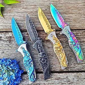MADSMAUG SKULL Pocket Knife, Cool Pocket Folding Knife with 3D TITANIUM-PLATED SKULL Patterns, Great Christmas Gift EDC knife For Men Outdoor Survival Camping(Blue)