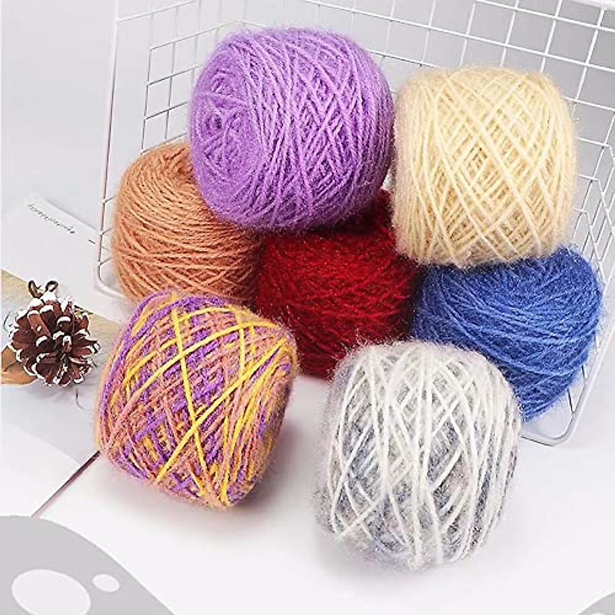 Fuzzy Knitting Yarn Medium Thick Skeins Acrylic Yarn for Knitting and Crocheting Super Soft Lightweight Crochet Yarn Breathable Knitting Fabric for Beginners DIY Craft Projects, 150g/Ball