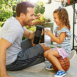 Munchkin® Miracle® 360 Cup Parent Pack, 24 Ounce Spill Proof Sippy Cups, Black and White, 2 Pack – Great for Toddlers, Big Kids or Adults